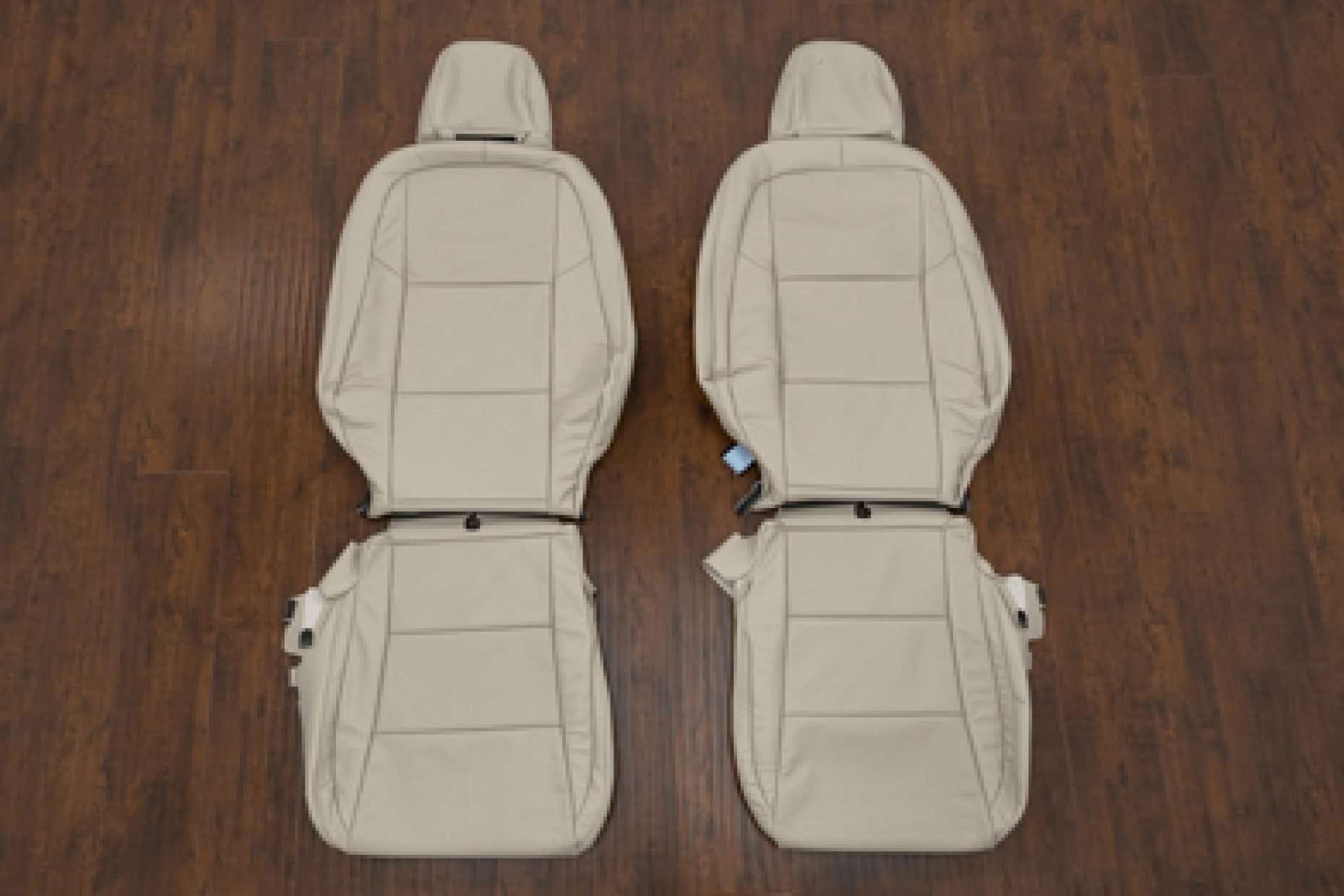 Lexus ES350 Leather Upholstery Kits - LeatherSeats.com