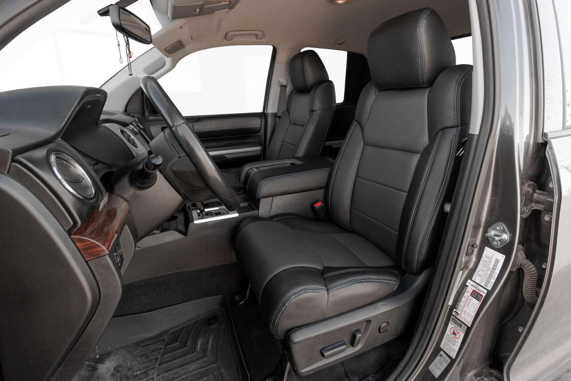 2014-2021 Toyota Tundra Leather Kit | Black/Graphite